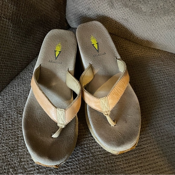 Volatile | Shoes | Volatile Wedge Sandals Size | Poshmark